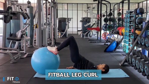ท่าออกกำลังกาย Fitball Leg Curl | วิธีทำท่าออกกำลังกาย Fitball Leg Curl ...