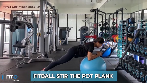 ท่าออกกำลังกาย Fitball Stir The Pot Plank | วิธีทำท่าออกกำลังกาย ...