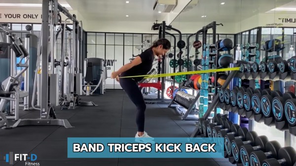 ท่าออกกำลังกาย Band Triceps Kick Back | วิธีทำท่าออกกำลังกาย Band ...