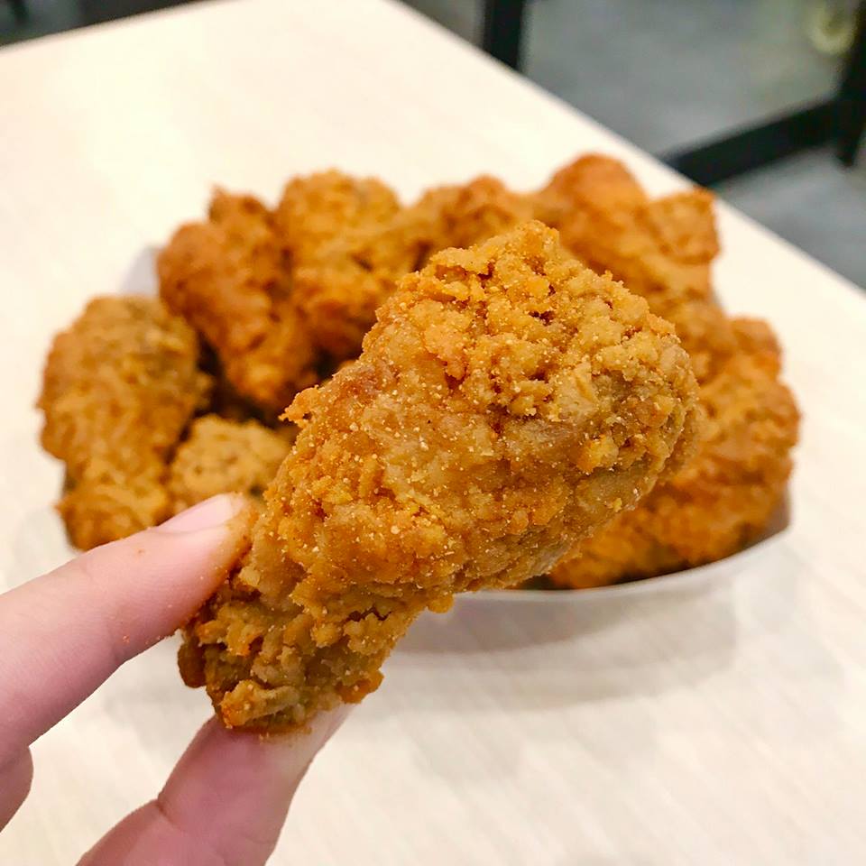 ค้นหาแคลอรี่ วิงซ์แซ่บ-WingZ Zabb - Fit-d.com