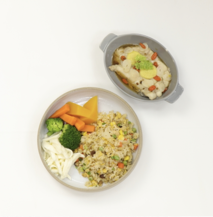 ค้นหาแคลอรี่ ปลานึ่งโกจิเบอร์รี่ข้าวผัดธัญพืช-Steamed fish with goji ...